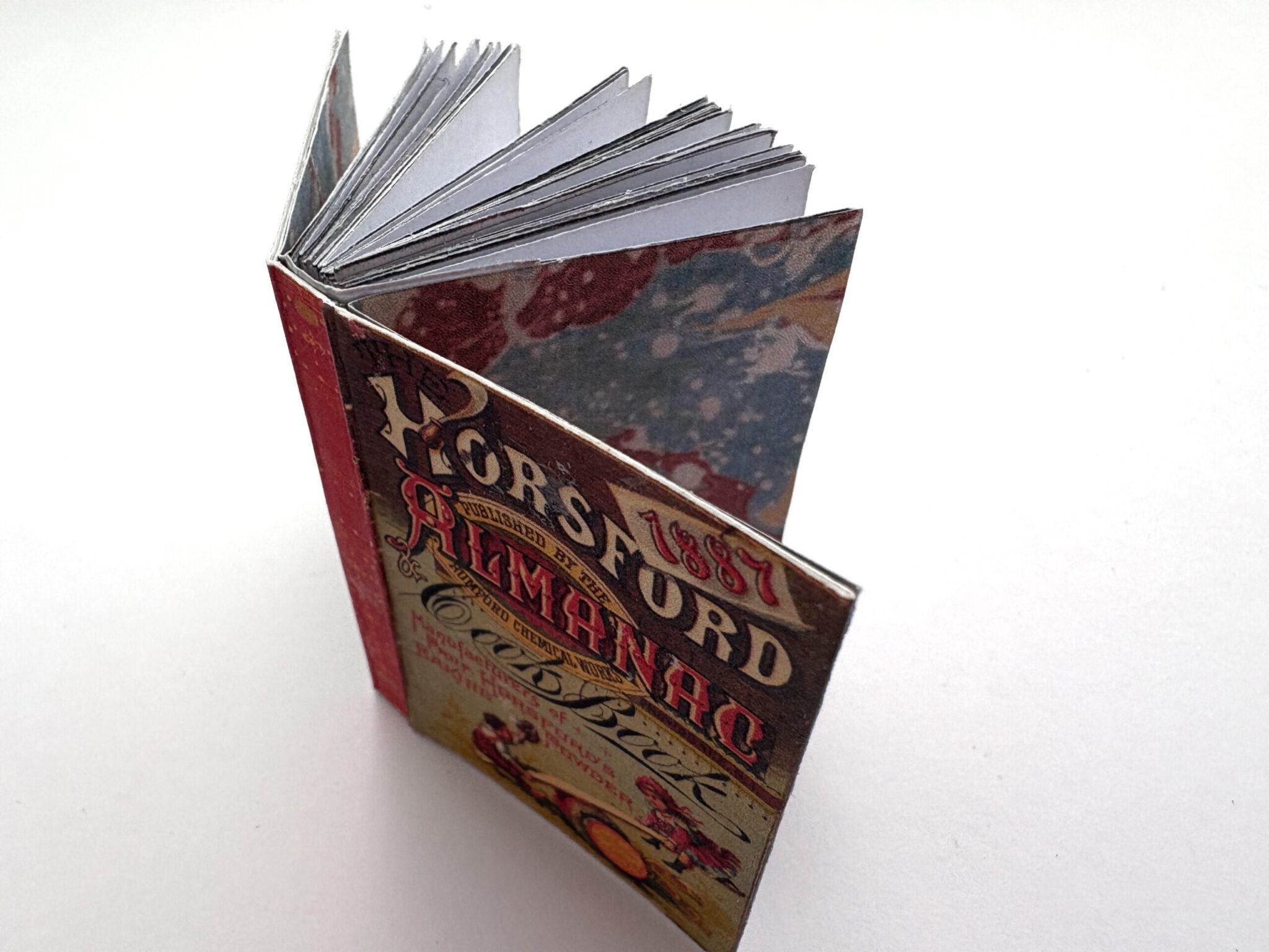 Easy No-Sew Mini Books: Step-by-Step Tutorial - Well Loved Journals